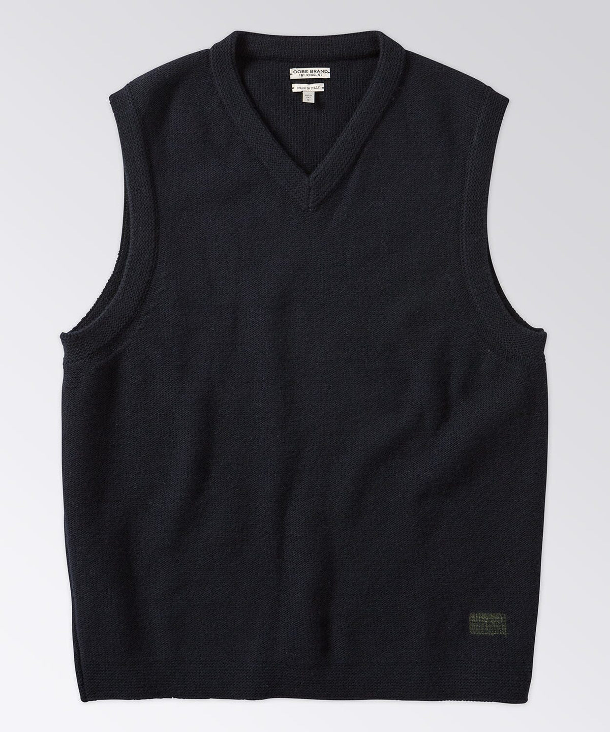 Heron V-Neck Vest | OOBE BRAND